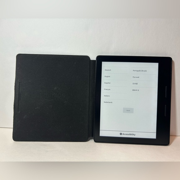 Kindle | Tablets & Accessories | Kindle Oasis 8th Generation Bundle ...